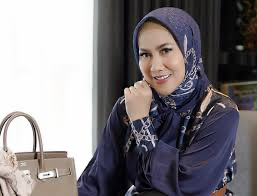 Mengenal Profil dan Kekayaan Venna Melinda yang Jarang Diketahui Publik - Bagian 2