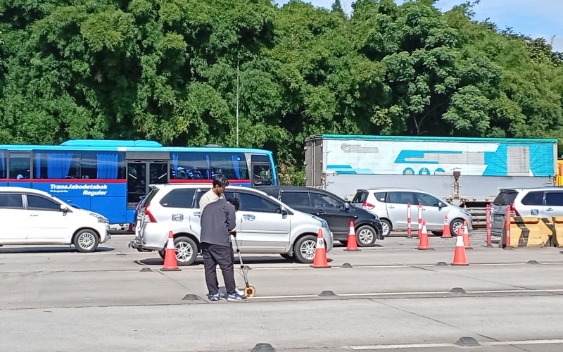 Kemenhub Usut Penyebab Kecelakaan Maut di Gerbang Tol Ciawi Kemenhub Usut Penyebab Kecelakaan Maut di Gerbang Tol Ciawi