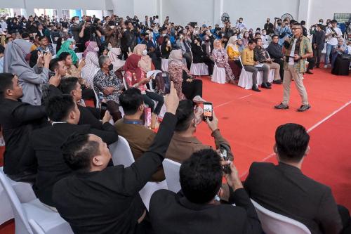 Ciptakan 4 4 Juta Lapangan Kerja Di 2024 Sandiaga Digitalisasi Umkm