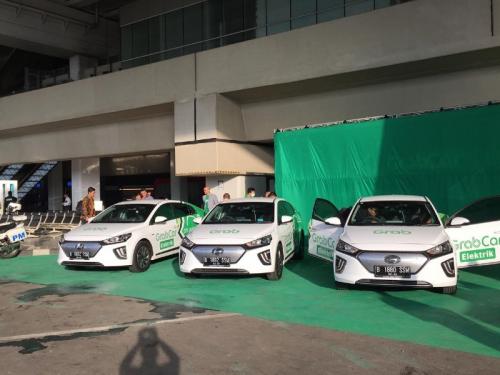 Simak Cara Daftar Grab Car Online 2023 serta Syarat yang Dibutuhkan