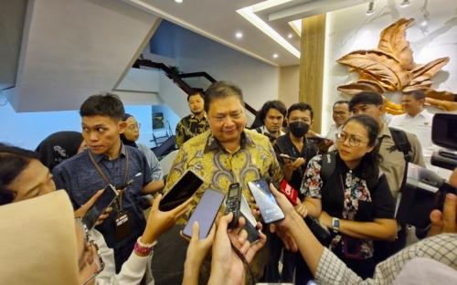 Airlangga Pelajari Program Makan Siang Gratis dari Jepang Airlangga Pelajari Program Makan Siang Gratis dari Jepang
