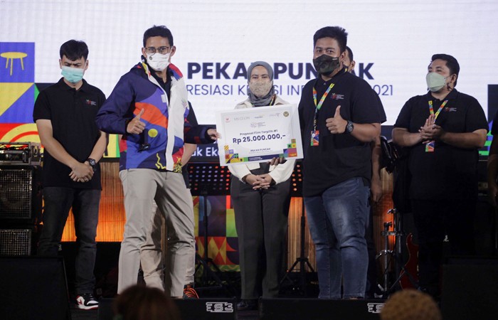 Menparekraf Sandiaga Uno Tutup Malam Puncak Apresiasi Kreasi Indonesia 2021