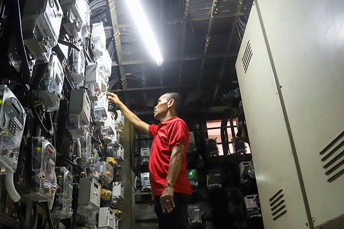 ESDM: Tidak Ada Penghapusan Daya Listrik 450 VA ESDM: Tidak Ada Penghapusan Daya Listrik 450 VA