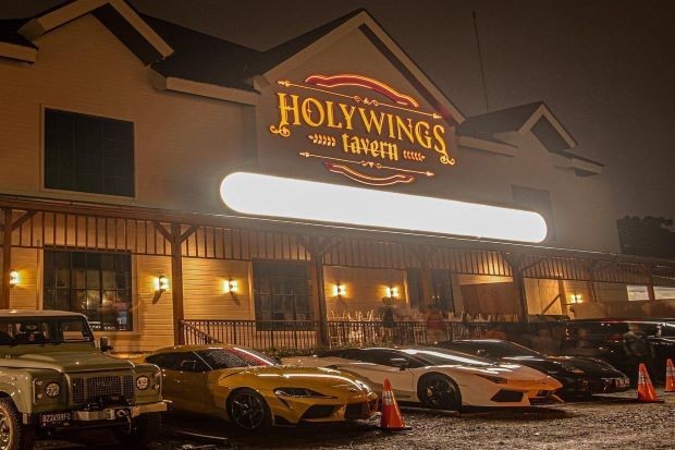 Menteri Bahlil Segera Bentuk Tim Satgas Telusuri Perizinan Holywings