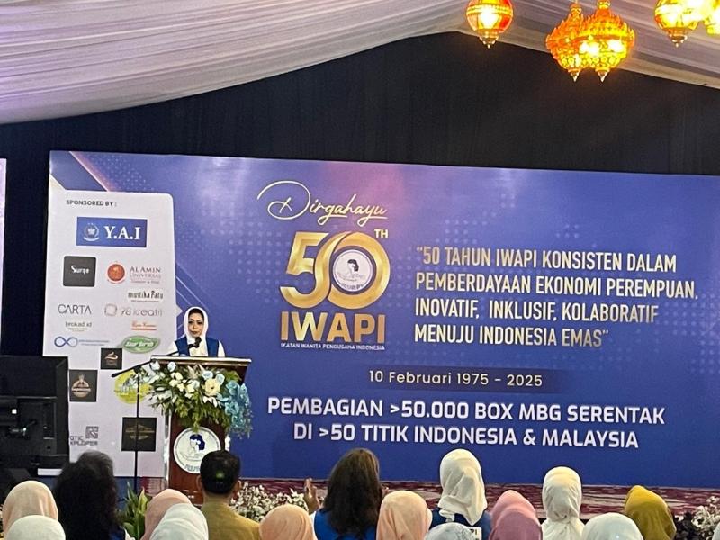 HUT ke-50, IWAPI Bagikan 66 Ribu Paket Nasi Kotak Makan Bergizi Gratis ...