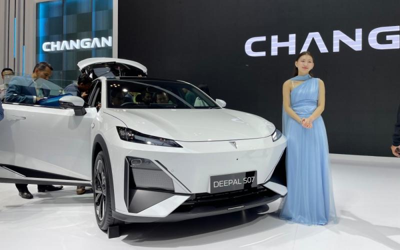Changan Boyong Mobil Listrik Lumin dan Deepal S07 di GJAW 2025, Begini ...